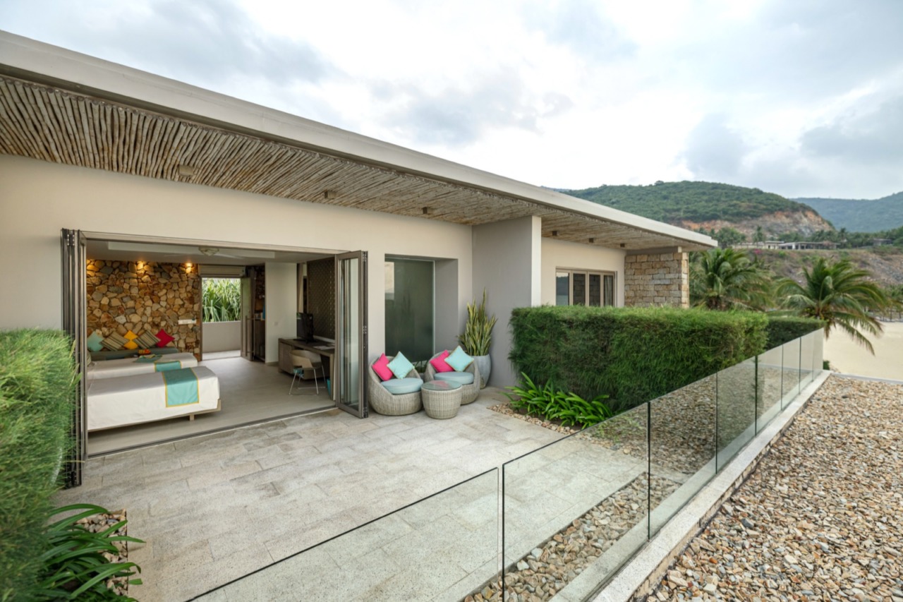 Mia Resort Nha Trang | 5 Star Luxury Beach Resort | Book now