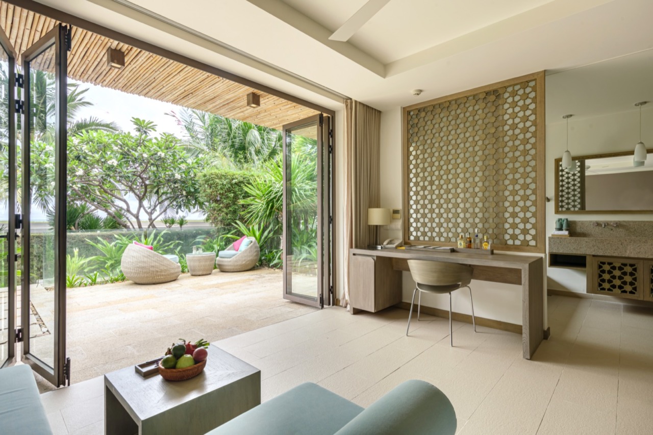 Mia Resort Nha Trang | 5 Star Luxury Beach Resort | Book now